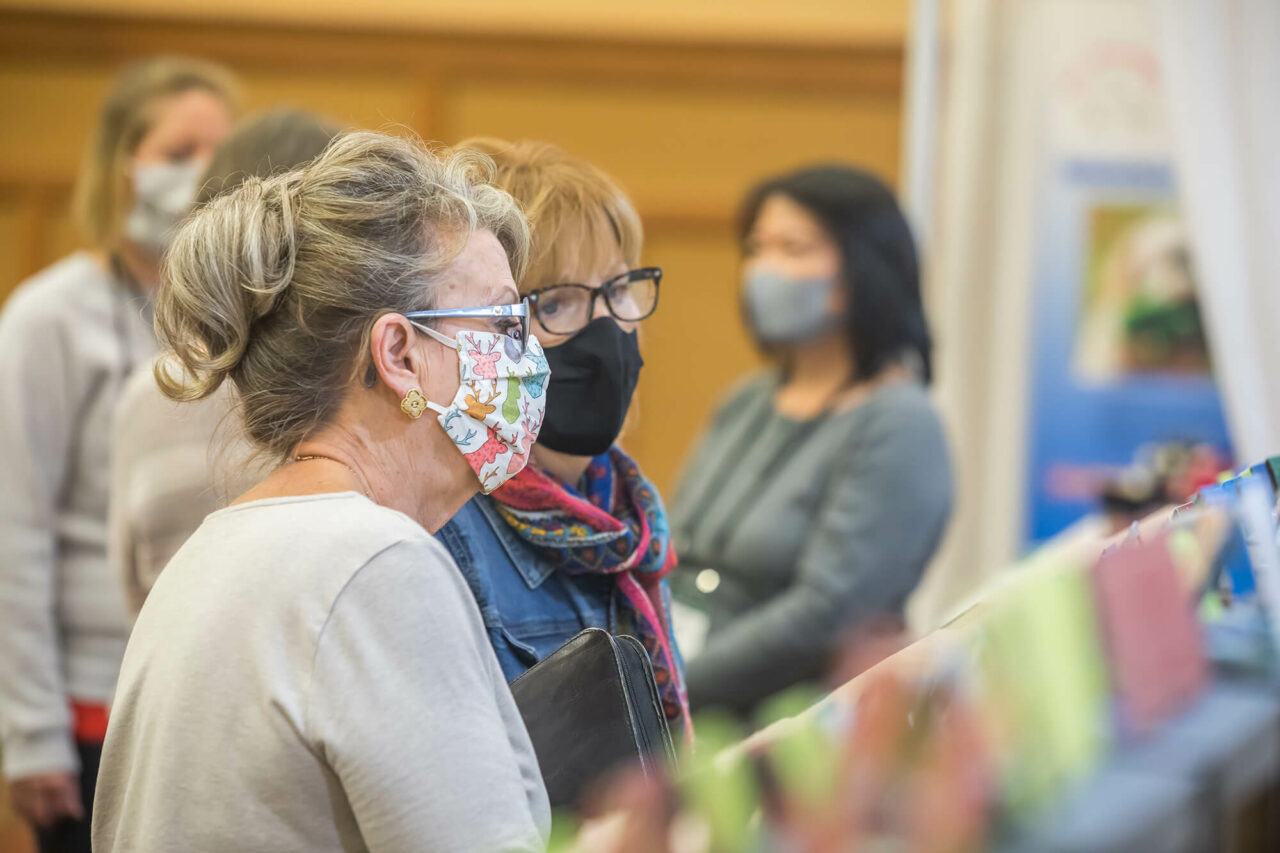 Exhibit / Inquire | IGES